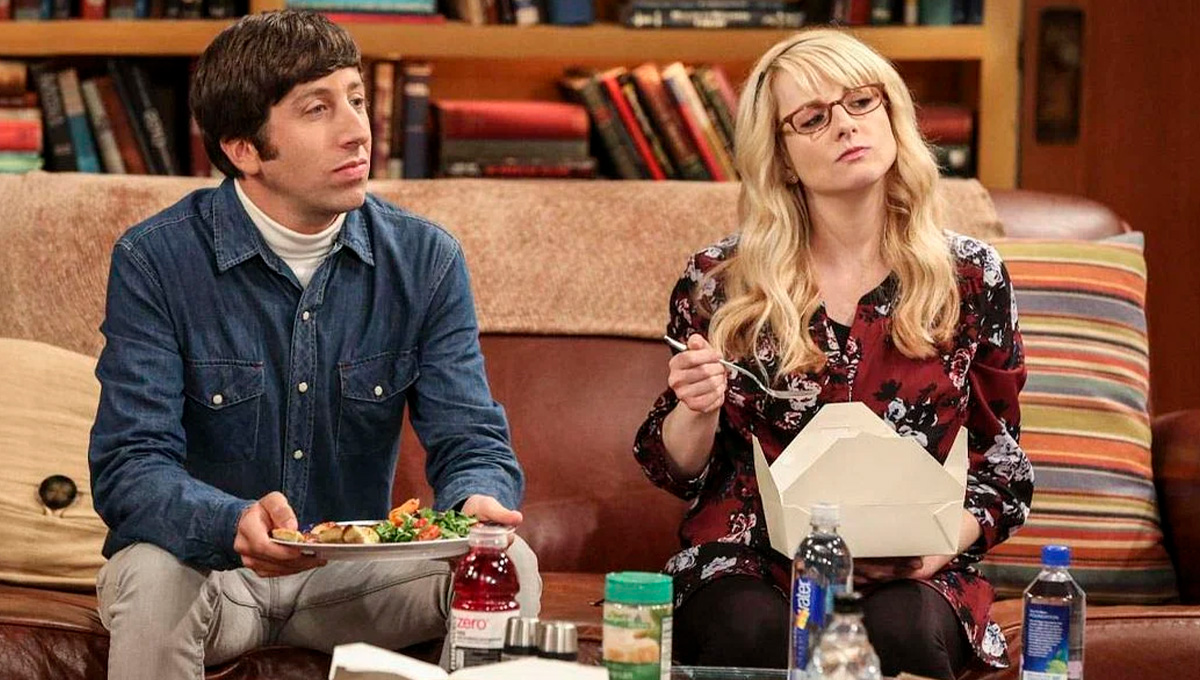 Quem é a Sra. Wolowitz em Big Bang Theory e por que ela nunca aparece?